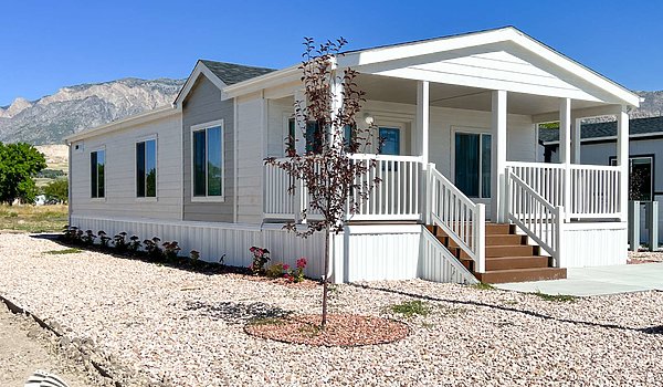 Fleetwood Homes Broadmore 24483M